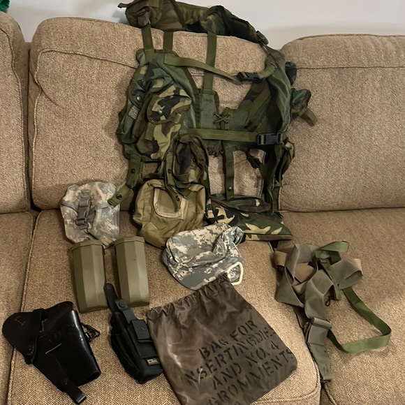 U.S. Army | Accessories | Bundle Of Army And Tactical Related Items ...